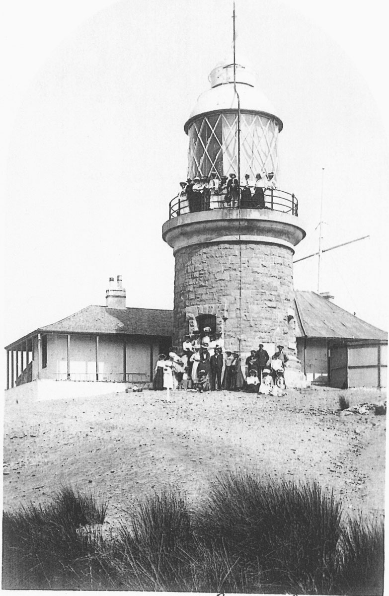1858---Breaksea-Lighthouse.jpg | Southern Ports