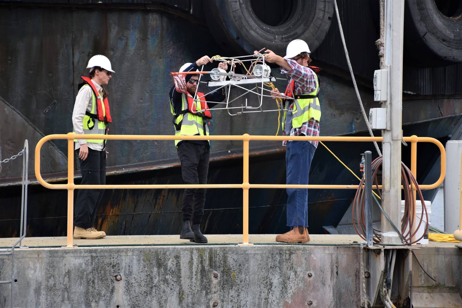 UWA Marine Science Students Welcomed in Albany | Southern Ports